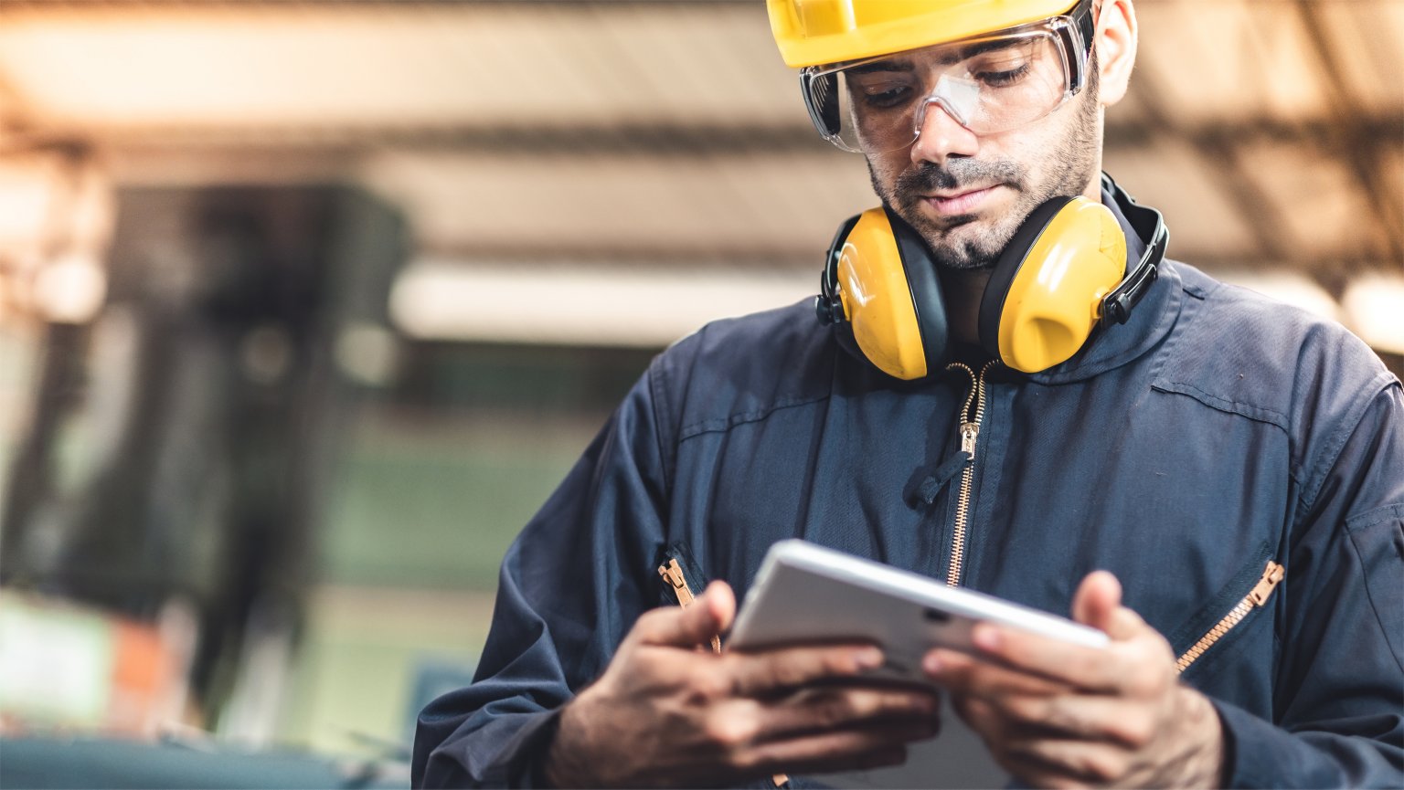 Benefits of Manufacturing Execution Systems (MES) | FactoryTalk | US