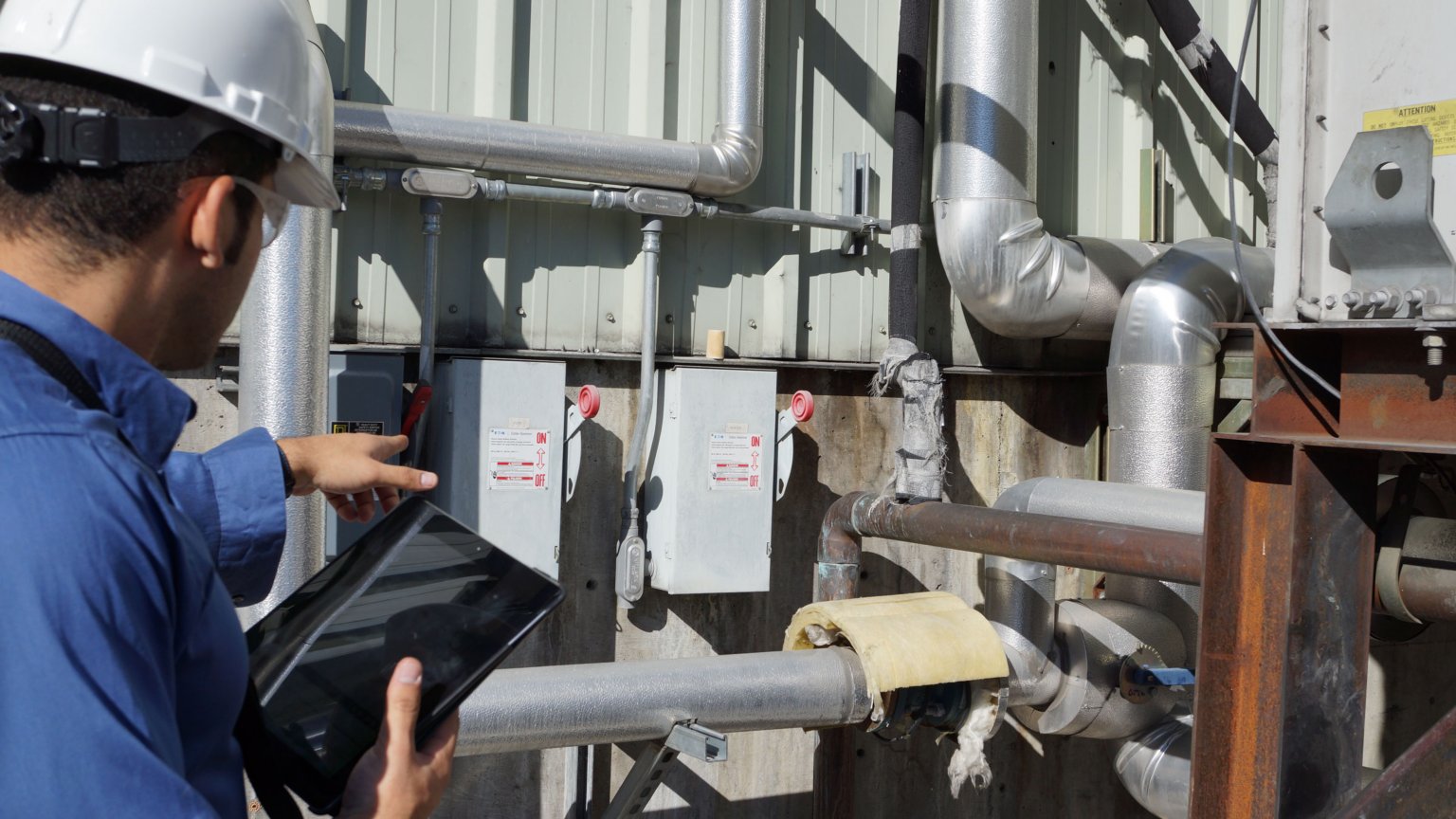 What Are Acceptable Lockout/Tagout Locks? | Rockwell Automation | US What Are Acceptable Lockout/Tagout Locks? | Rockwell Automation | US