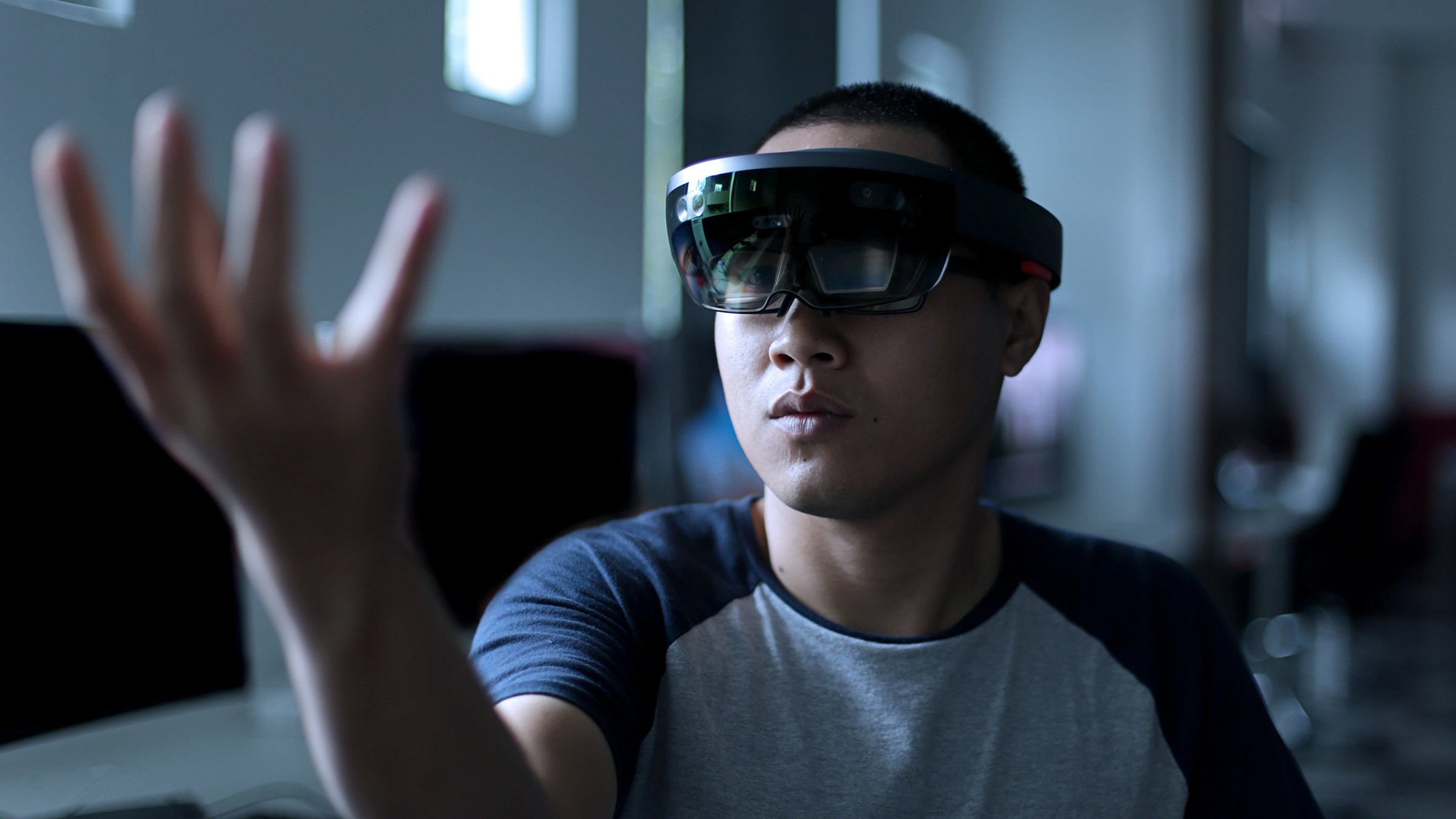 Revolutionize Manufacturing with Augmented Reality | Rockwell Automation