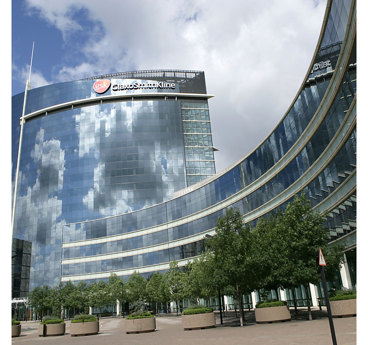 GlaxoSmithKline DCS Upgrade Strengthens Infrastructure | Rockwell ...