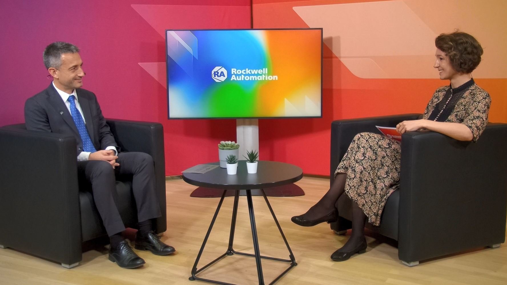 Closing The Data Loop For More Sustainable Processes Rockwell Automation Uk