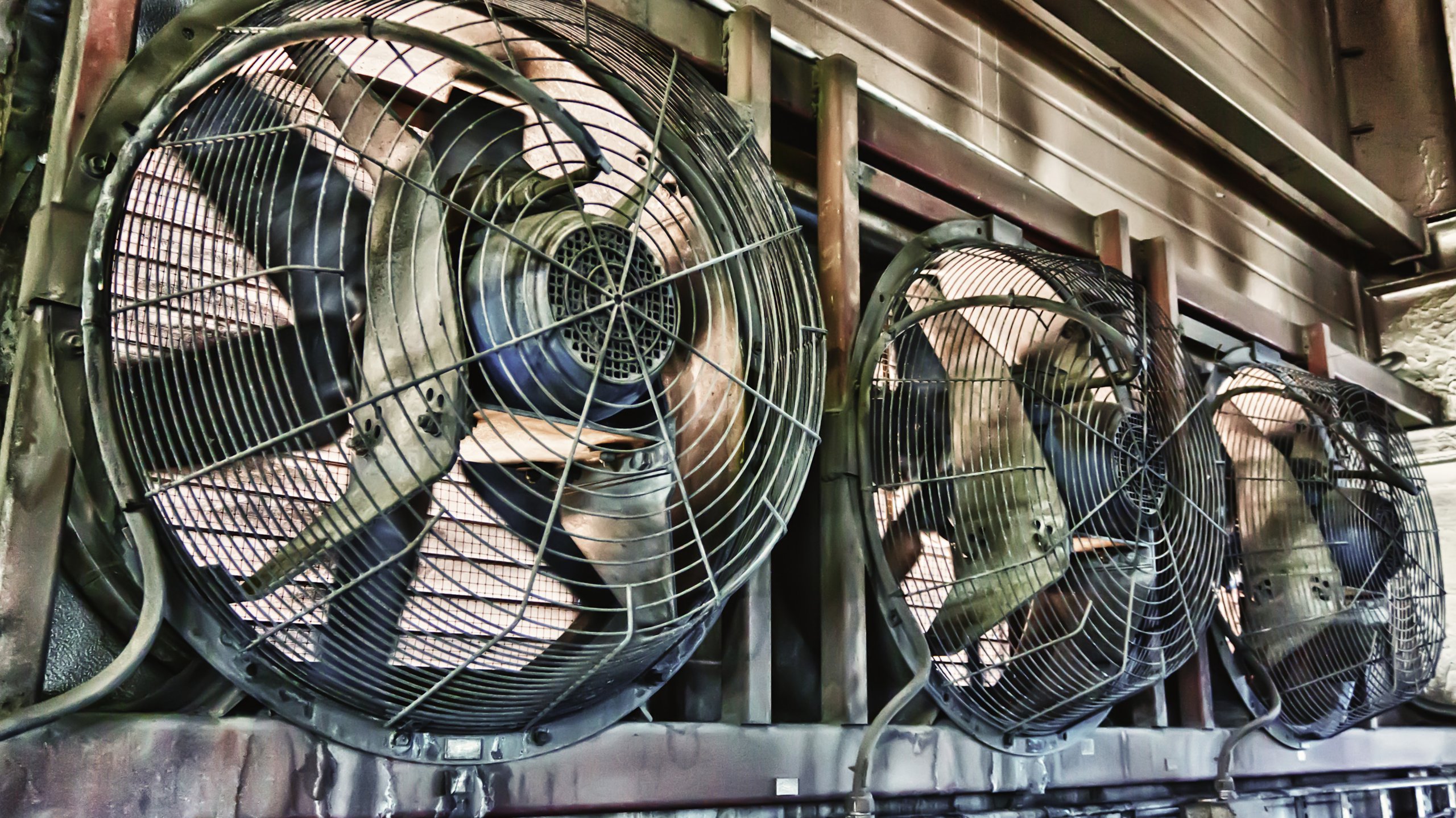 Control Multiple Motors with Just 1 VFD | Rockwell Automation | US