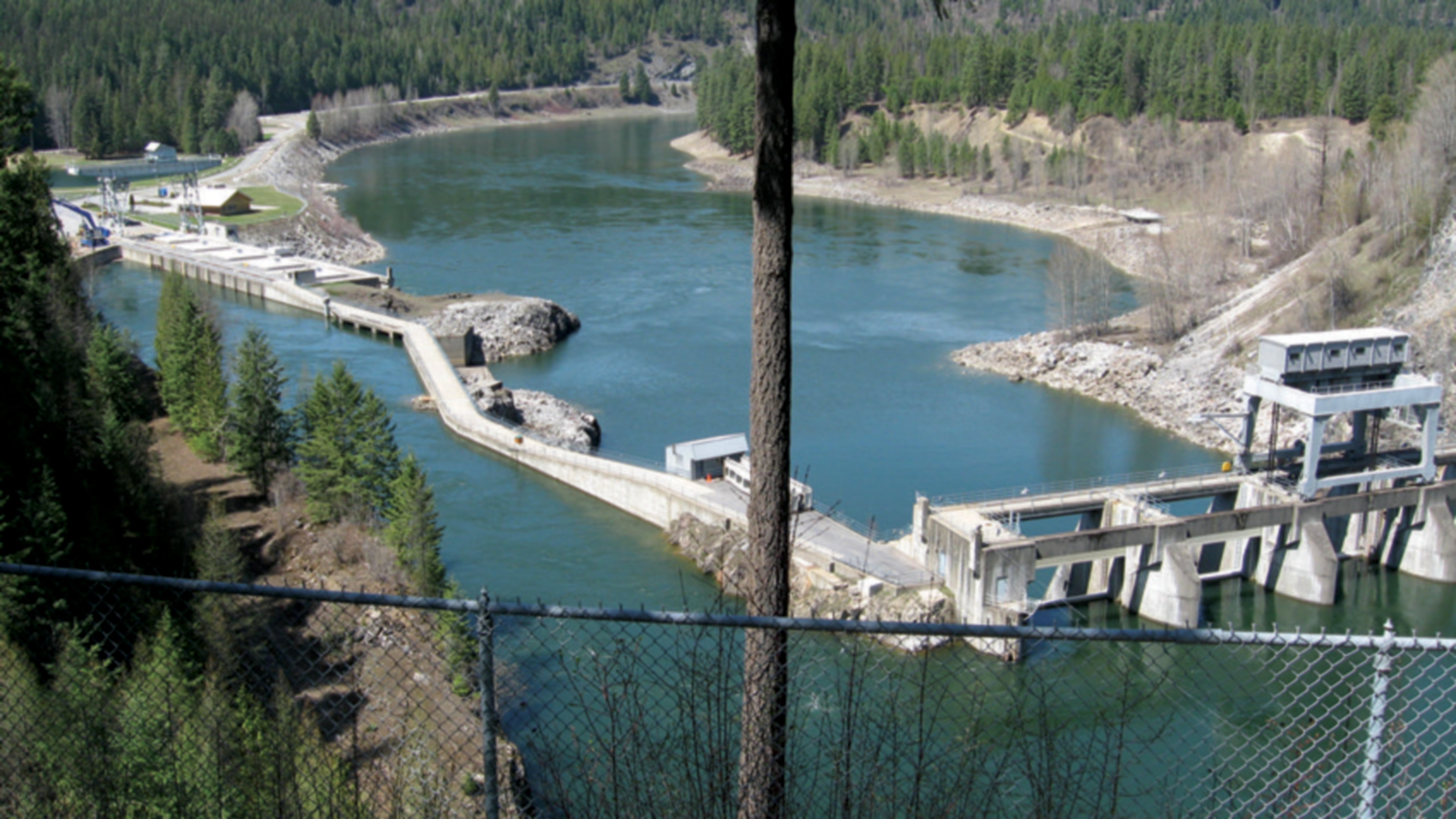 Dam Boosts Efficiency with Monitoring, Control | Rockwell Automation ...