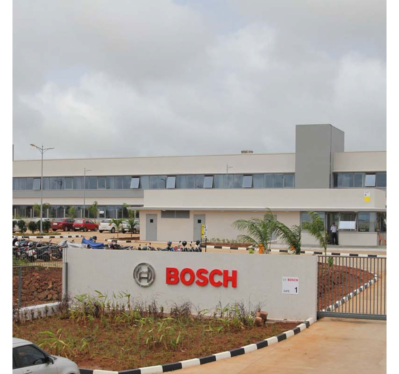 Leading Packaging Machine Builder Reduces Machine Engineering Time | Rockwell Automation