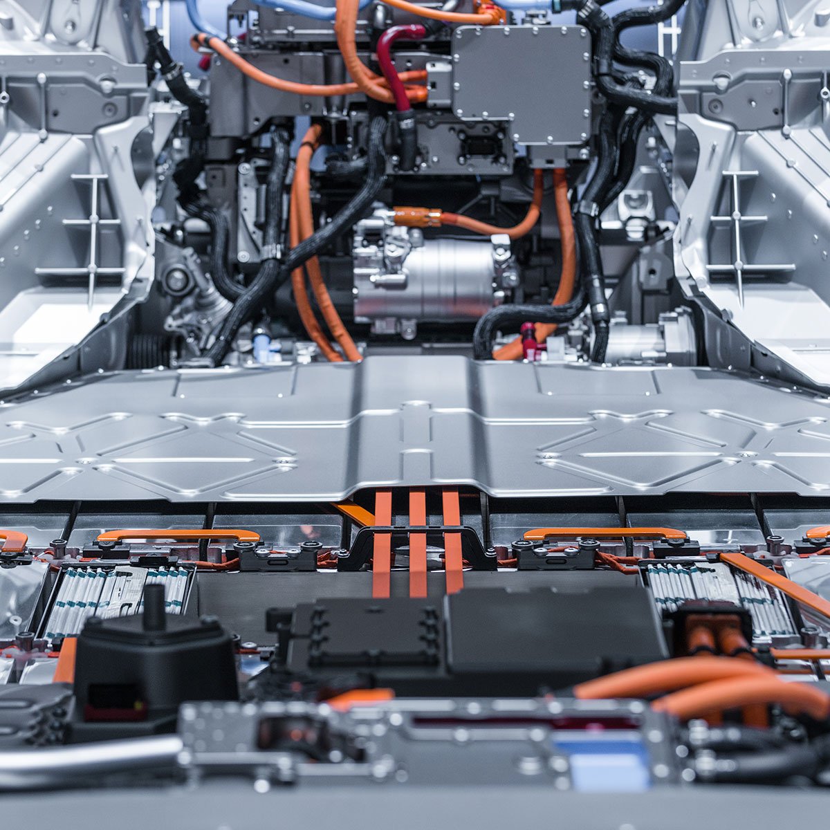 전기차 생산을 간소화해주는 스마트 머신 | Rockwell Automation