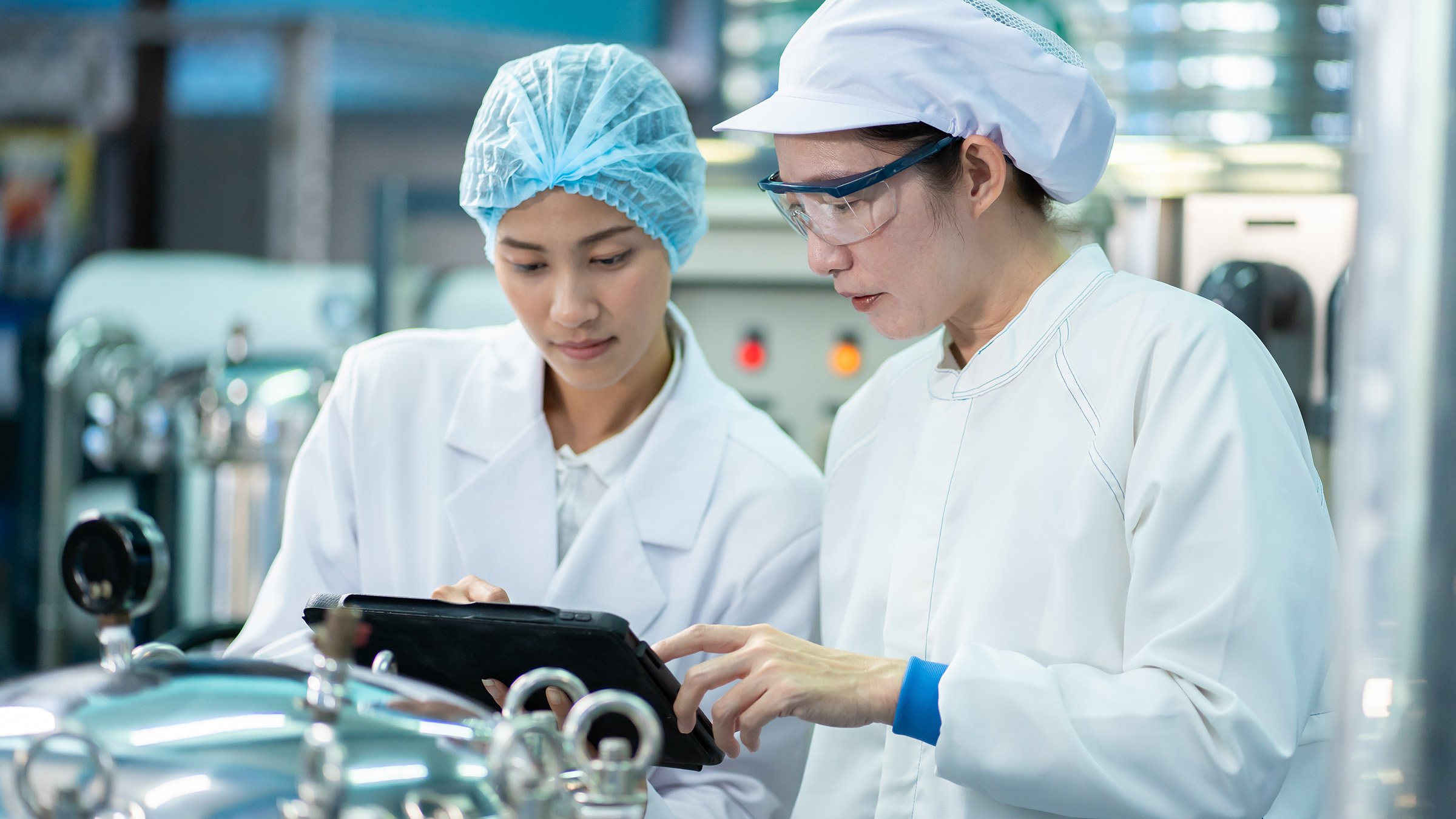 MES Solutions for Food & Beverage | FactoryTalk | US