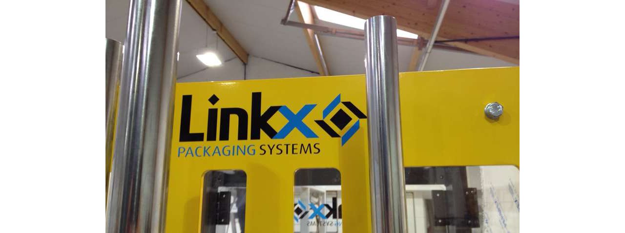 Linkx Systems Ltd. Tray Erector | Rockwell Automation