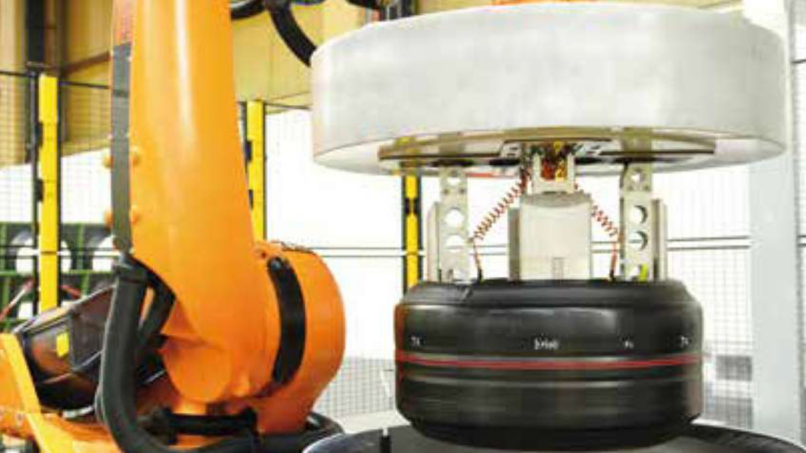 SAR Elektronic GmbH Exploits Time-Saving Flexibility | Rockwell Automation