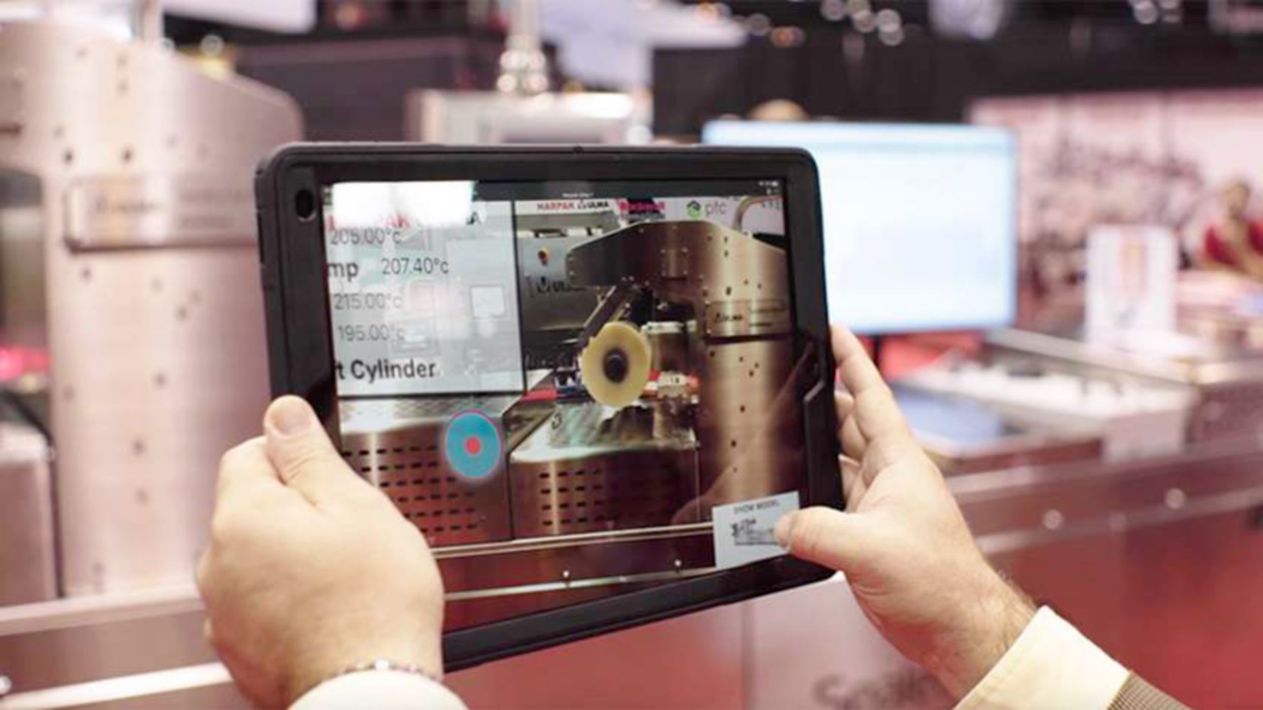 Smart Machine Uses Augmented Reality for Work Instructions | Rockwell ...