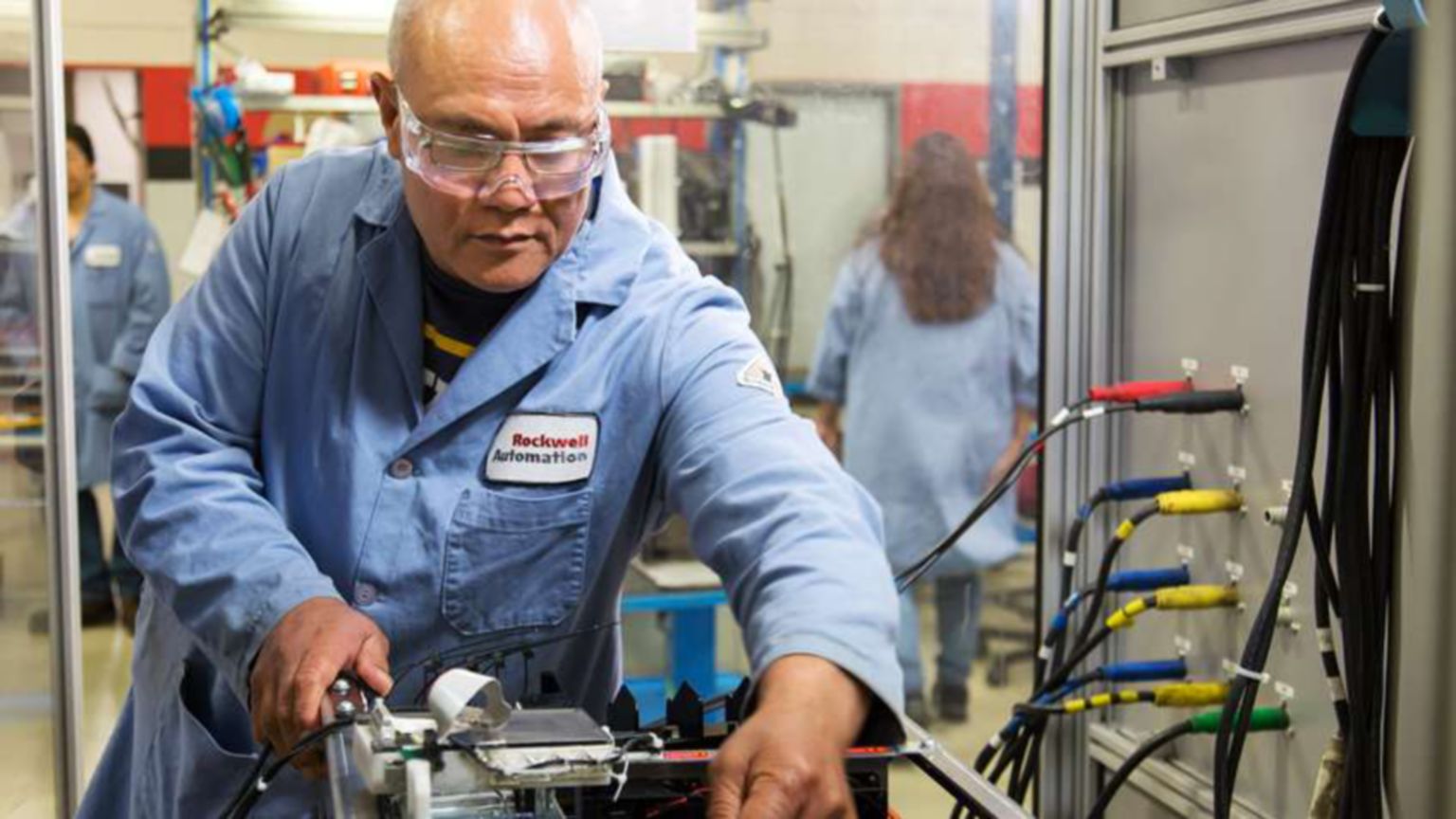 Refabricación industrial y servicios de intercambio | Rockwell ...
