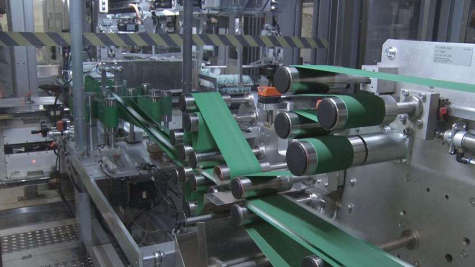 iTRAK Intelligent Track Systems | Rockwell Automation