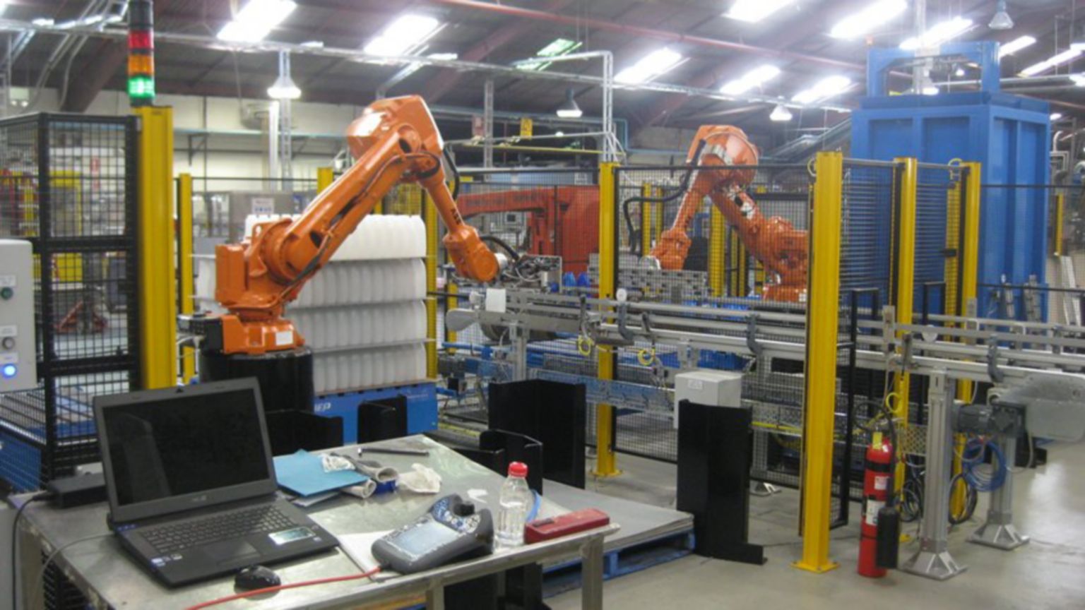 Sistemas automatizados de manejo de materiales | Rockwell Automation